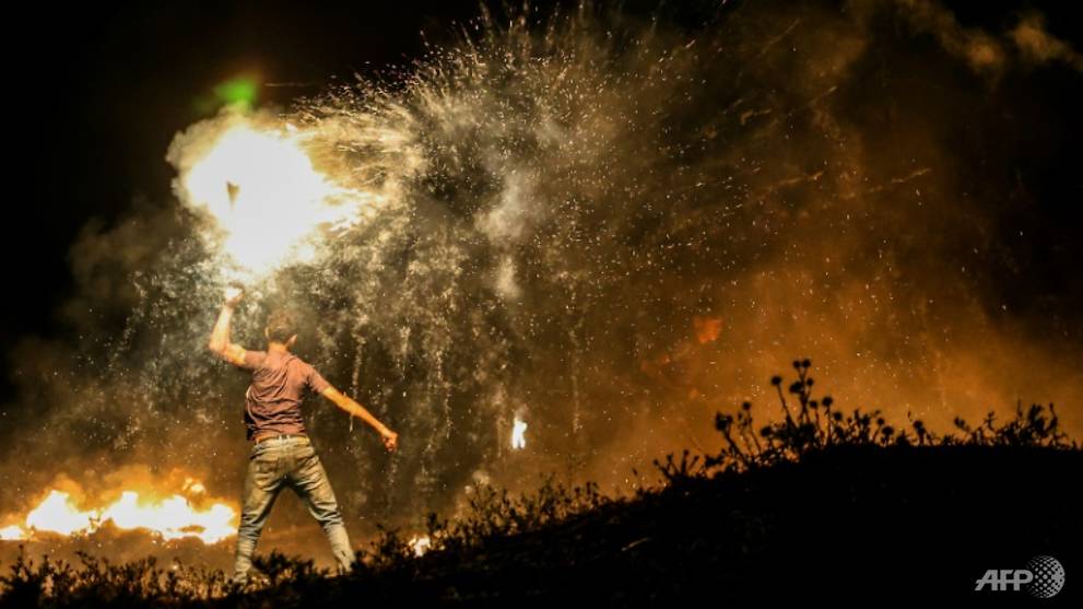 Incendiary Balloons : Israel Strikes Gaza In Retaliation For Release Of ...